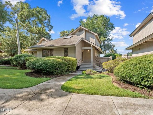 2020 Bluff Villas Rd, Saint Helena Island, SC 29920