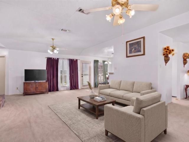 2020 Creek Royal Drive
