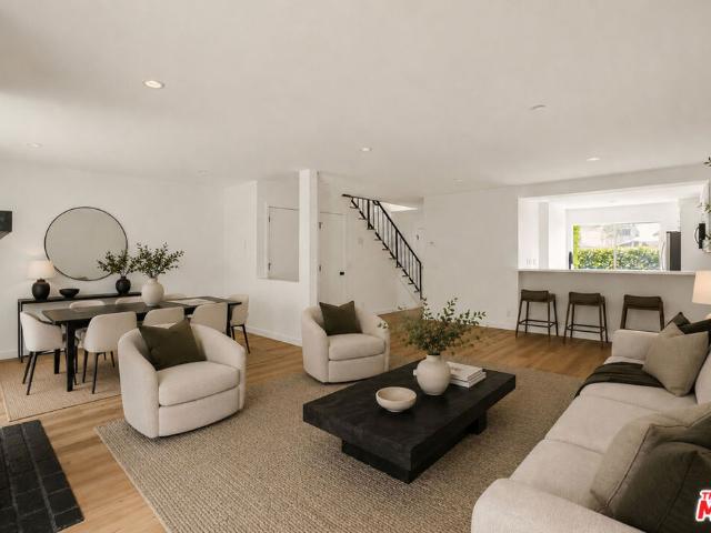2020 Delaware Avenue 7