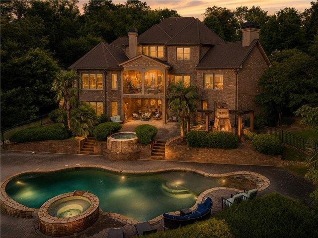 2020 Derby Ln, Braselton, GA 30517