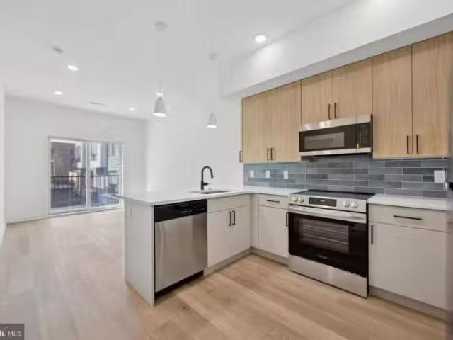2020 Frankford Ave #205, Philadelphia, PA 19125 MLS PAPH2495.