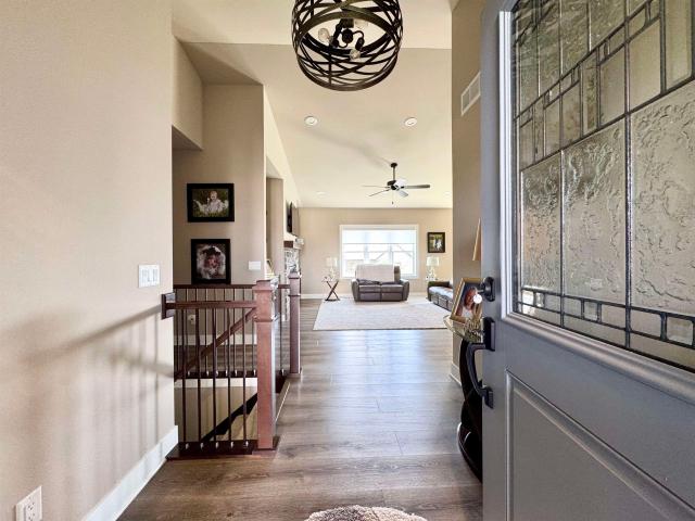 2020 Goldfinch Lane
