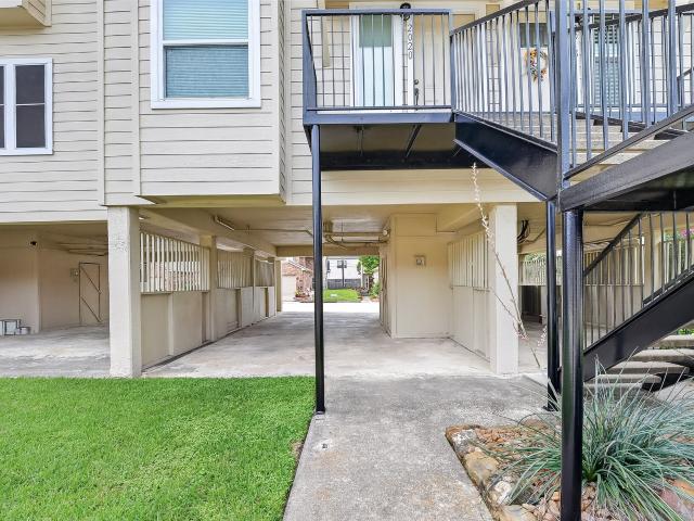 2020 Harbour Drive