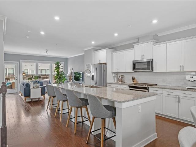 2020 Holtz Ln, Atlanta, GA 30318 | MLS #7746