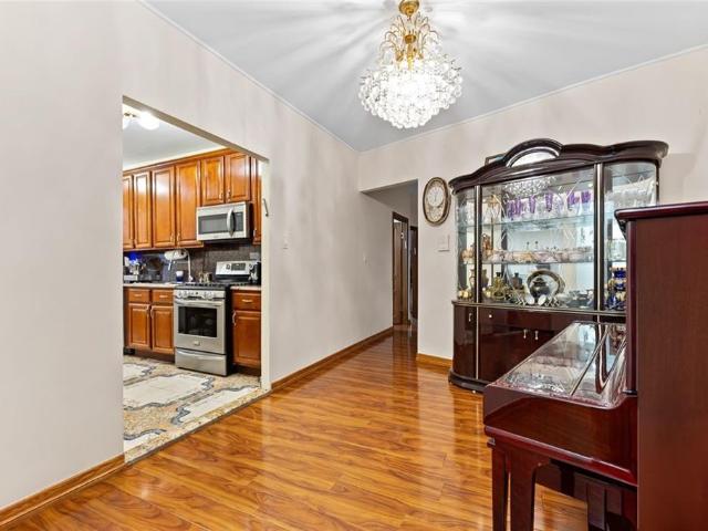 2020 Kings Highway # 5E
