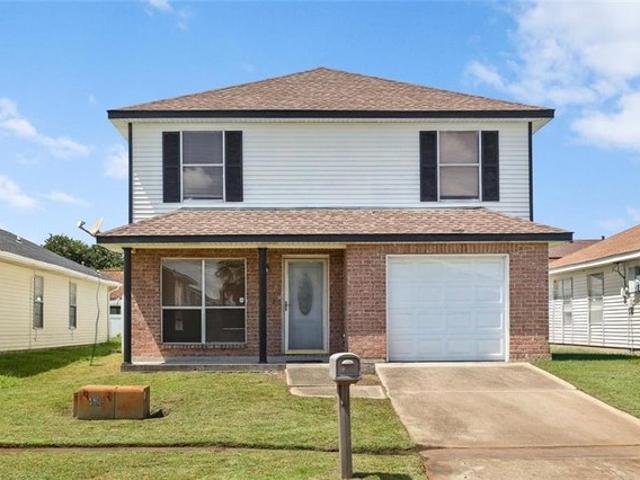 2020 Lac La Belle Dr, Harvey, LA 70058