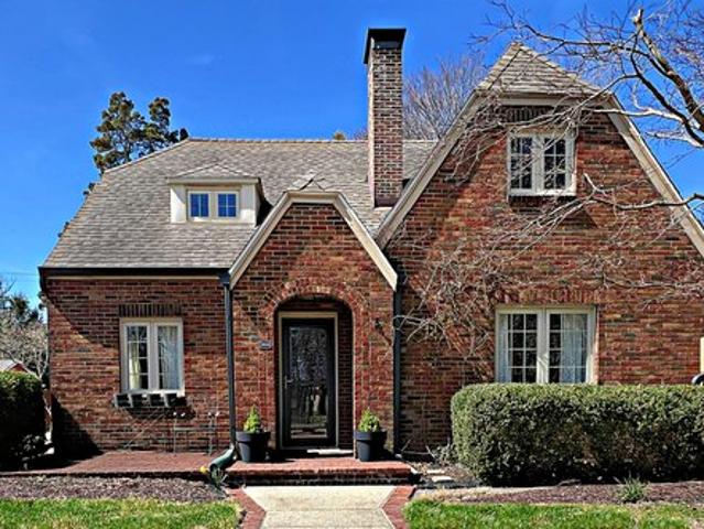 2020 Lafayette Ave, Columbus, IN 47201