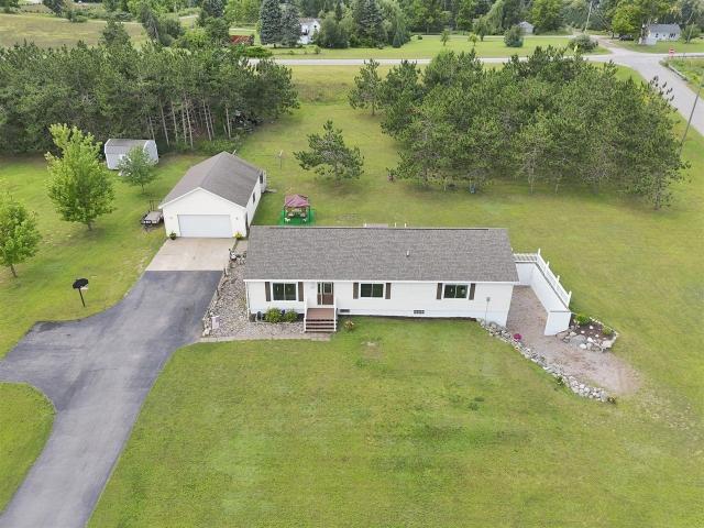 2020 Lakeview Lane