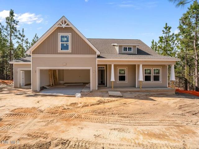 2020 Pewter Dr, West End, NC 27376