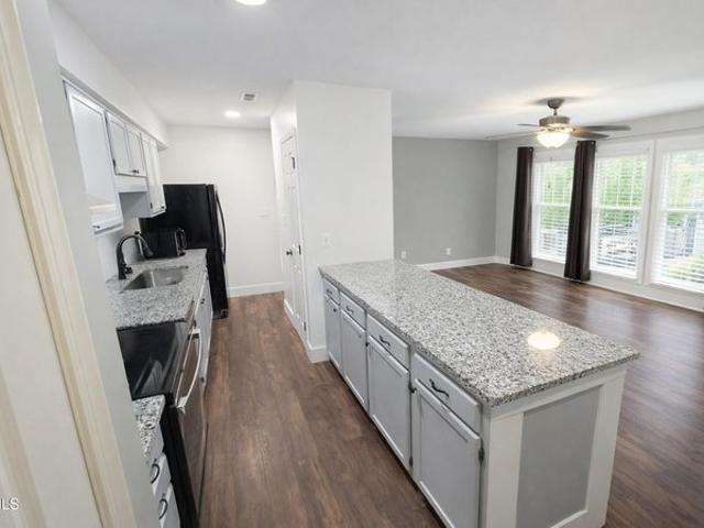 2020 Quaker Lndg Apt 201, Raleigh, NC 27603