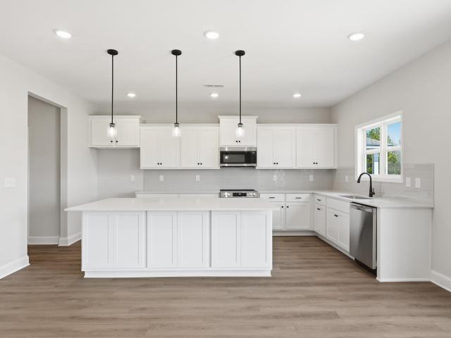 2020 Raspberry Ln