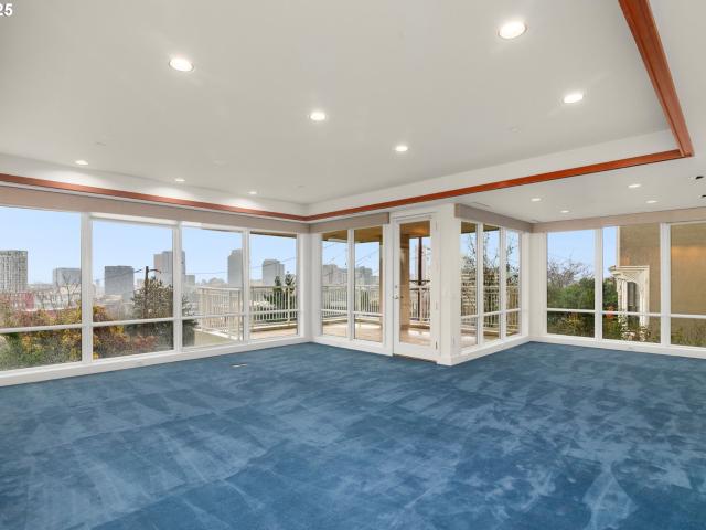 2020 SW Market St Dr, Unit 101, Portland, OR 97201 | MLS #660410 | Compass