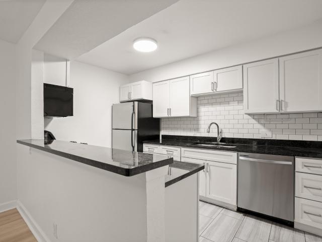 2020 S Congress Ave # 2102
