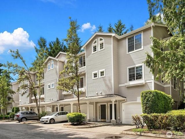2020 132nd Ave SE Apt 204, Bellevue, WA 98005