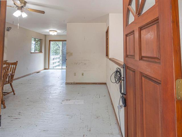 20210 Canyonview Dr