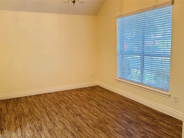 20210 Glen Burn Court