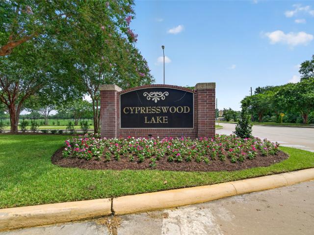 20211 Cypresswood Glen