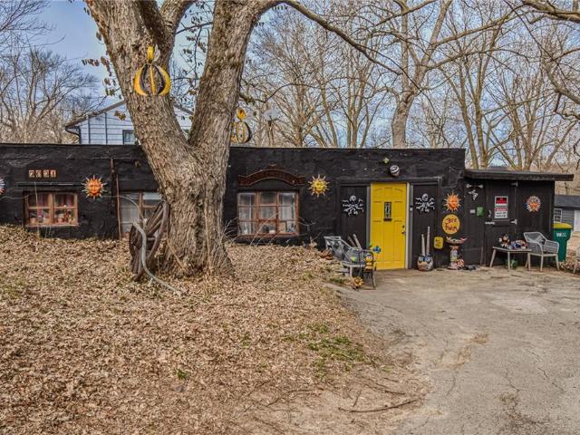 2021 N 54 St, Kansas City, KS 66104 | MLS #2604