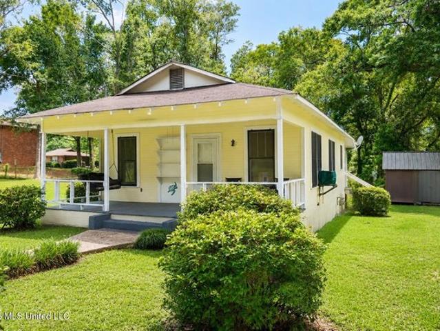 2021 Berthadale Rd, McComb, MS 39648