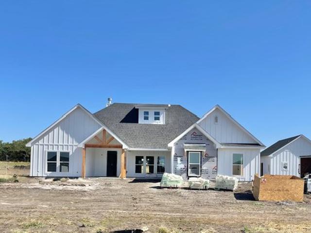 2021 Collin St, Weatherford, TX 76085