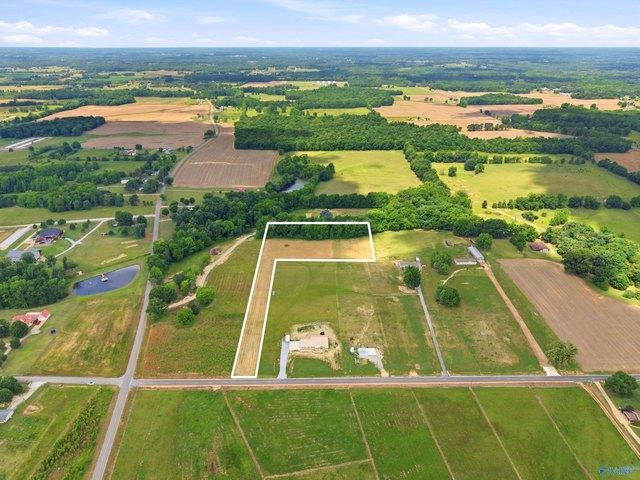 2021 County Road 533, Anderson, AL 35610