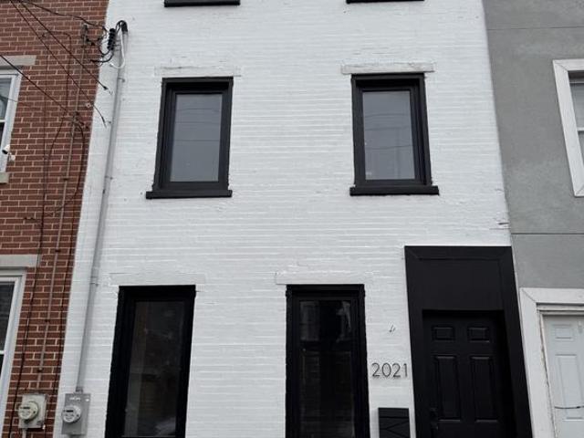 2021 E Sergeant Street