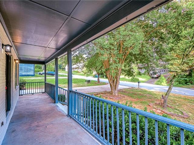 2021 Hunters Cove Dr