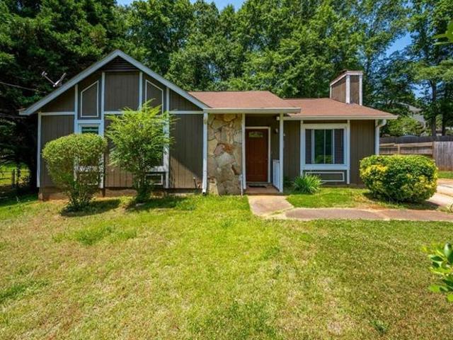 2021 Harrison Ridge Ct, Lawrenceville, GA 30044