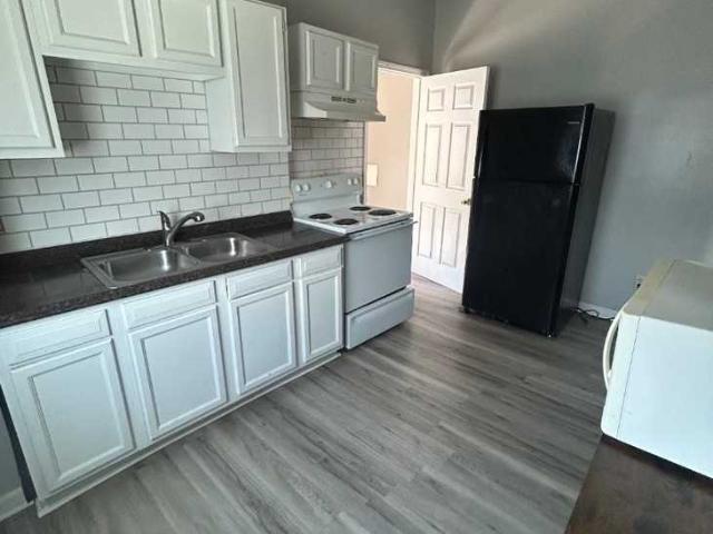 2021 Russell St 1 Bedroom Apartment for Rent at 2021 Russell St, Covington, KY 41014