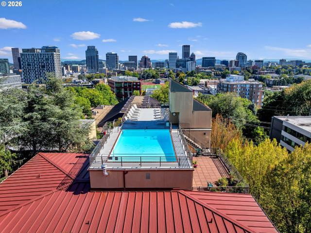 2021 sw main st # 33