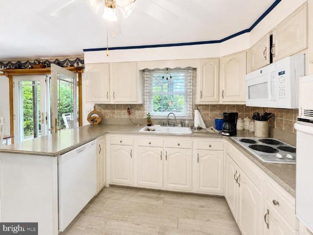 2021 S Fountain Green Road