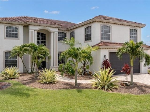 2021 SE 17th Pl, Cape Coral, FL 33990