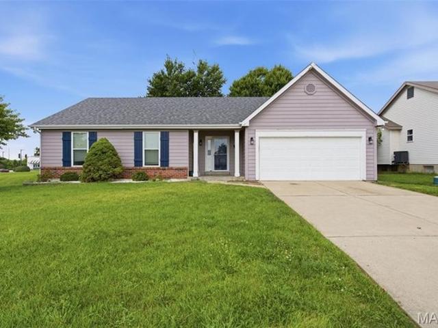 2021 Twin Fawns Ct, Saint Peters, MO 63376