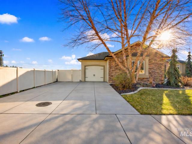 2021 W Sagwon Dr, Kuna, ID 83634 | MLS #98982 | Compass