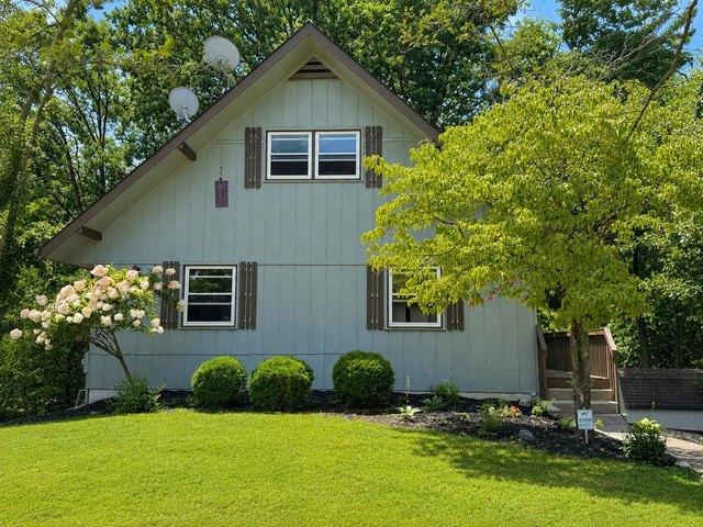 20227 Lakeview Dr, Lawrenceburg, IN 47025