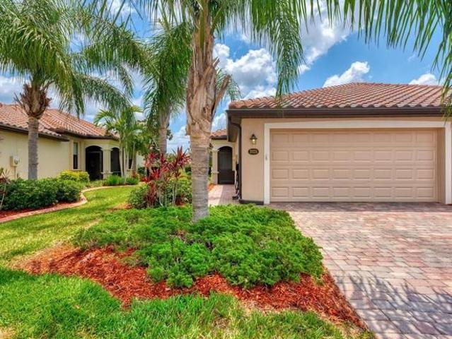 20224 Tesoro Dr, Venice, FL 34293