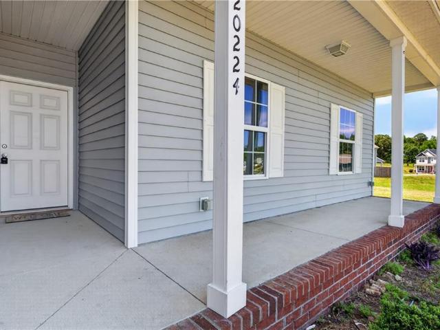 20224 Spring Branch CT
