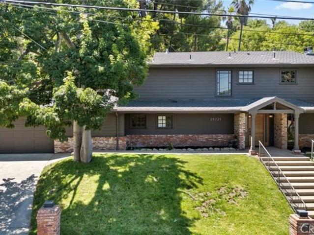 20225 Allentown Dr, Woodland Hills, CA 91364