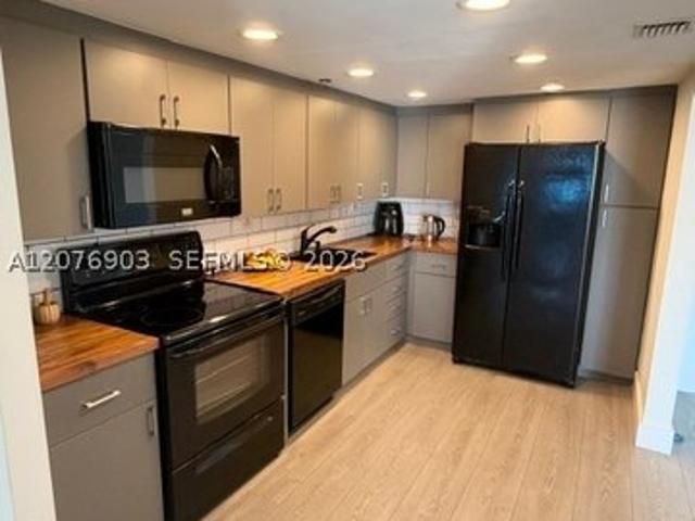 20225 NE 34th Ct Apt 1617, Aventura, FL 33180