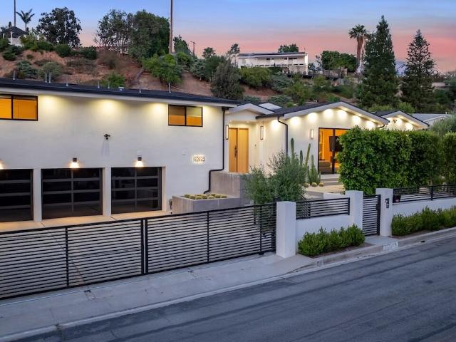 20226 Lorenzana Dr, Woodland Hills, CA 91364 | MLS #25553 | Compass