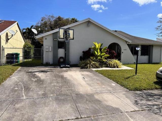 20229 SW 124th Pl, Miami, FL 33177