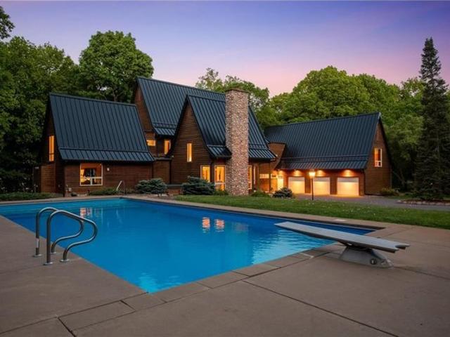 2022 Medina Rd, Medina, MN 55340