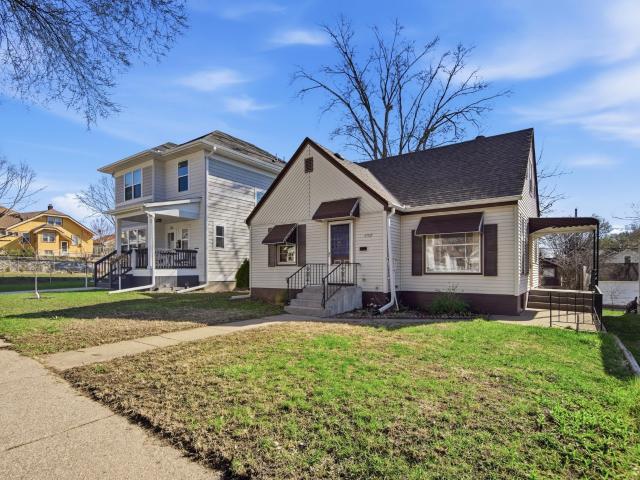 2022 N Sheridan Ave, Minneapolis, MN 55411 | MLS #7055 | Compass