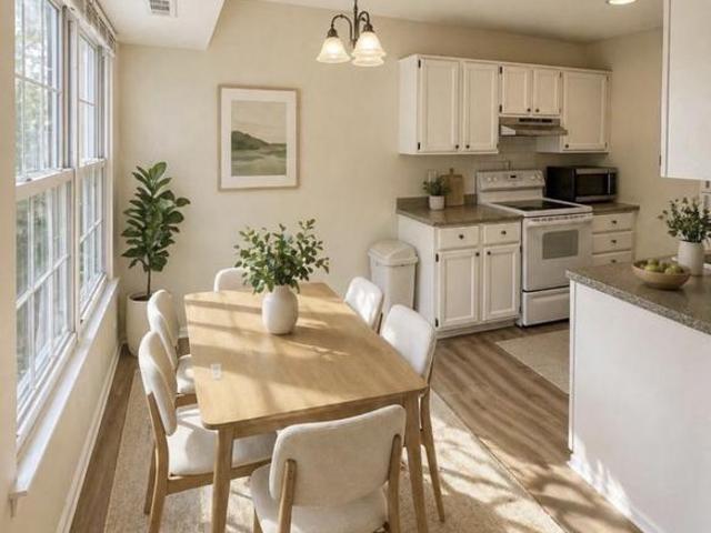 2022 Beacon Hill Drive