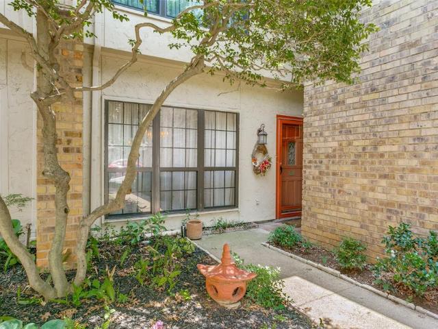 2022 Brookside Drive