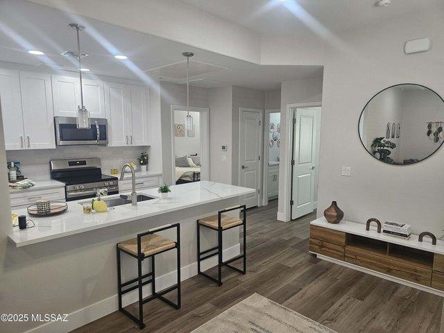 2022 E River Rd Unit 103, Tucson, AZ 85718