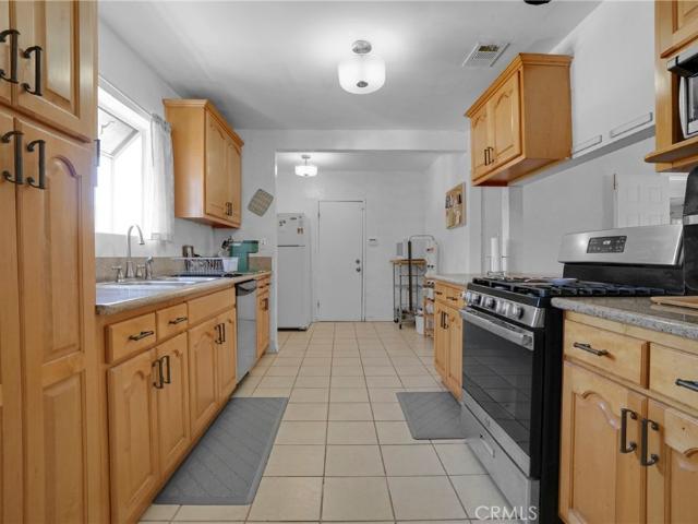 2022 Graham Ave