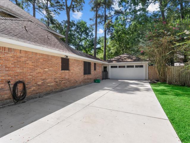 2022 Grove Lake Drive