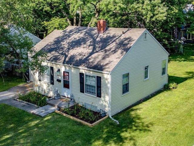 2022 Kentucky St, Lawrence, KS 66046