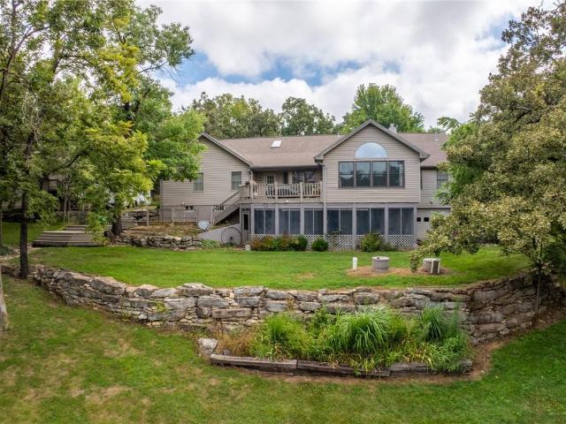 2022 Lake Viking Ter, Gallatin, MO 64640 | MLS #2571